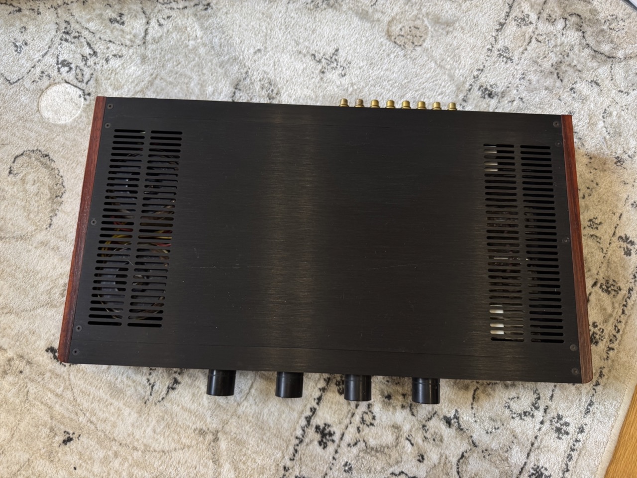 MT Musical Technology line control unit C2 – HiFi D'Agostini